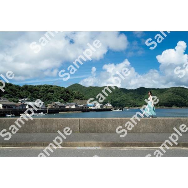 Umi Shinonome: 3rd Photo Book Collection - Near The Sea [Kadokawa] - Nin-Nin-Game.com