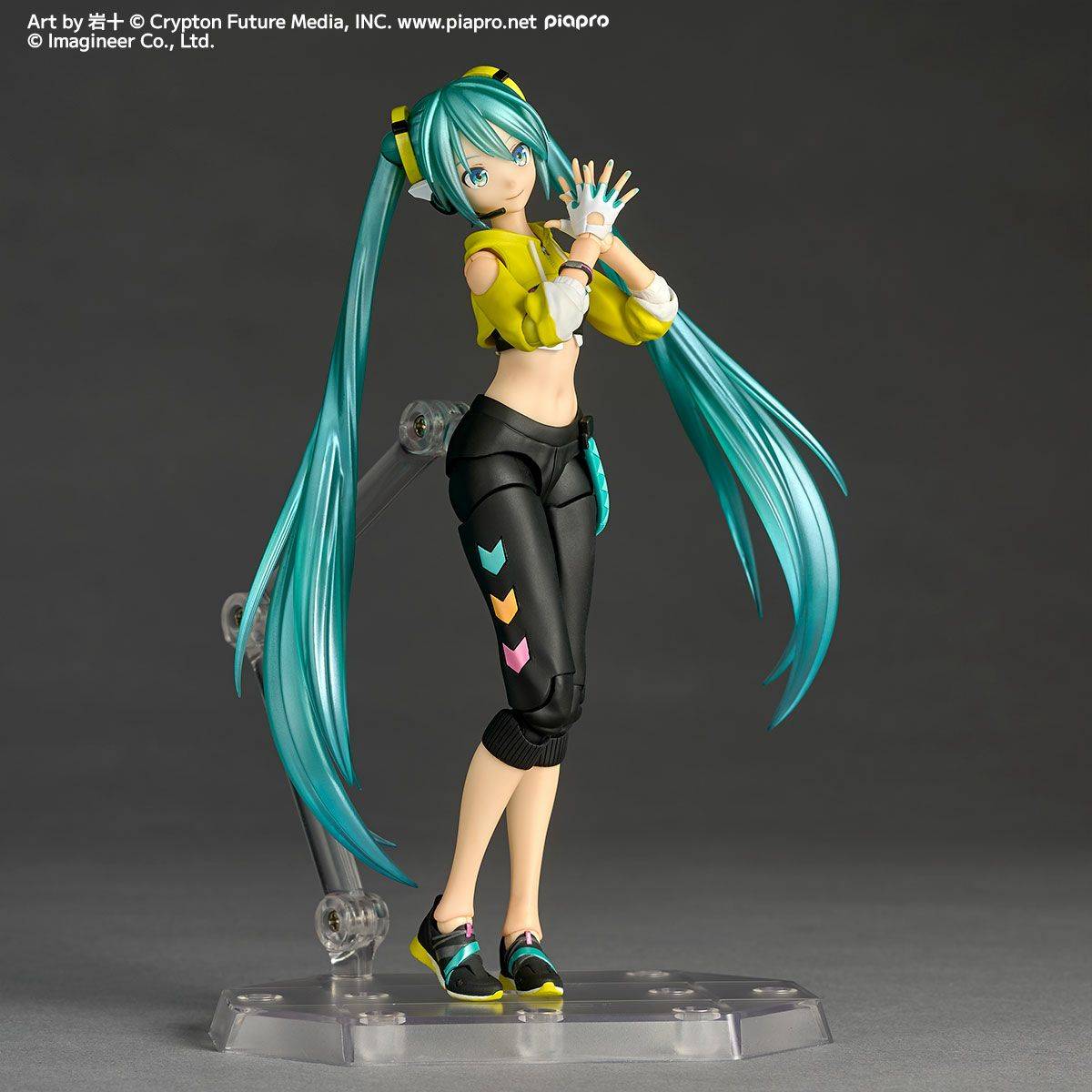 Amazing Yamaguchi / Revoltech: Hatsune Miku - Fit Boxing Ver. (Limited ...