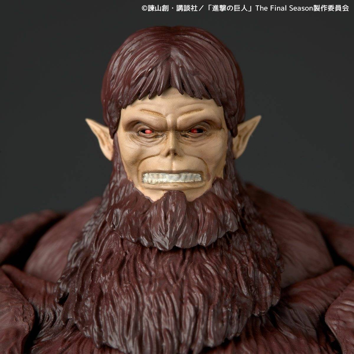 Amazing Yamaguchi / Revoltech: Attack on Titan - Beast Titan (Limited ...