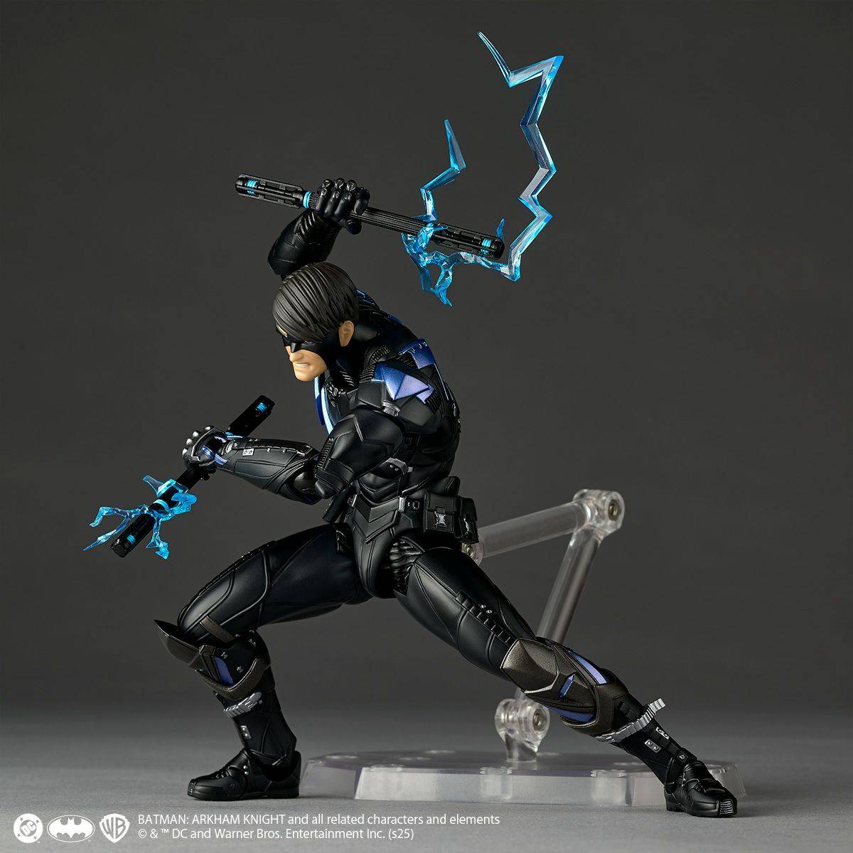 Amazing Yamaguchi / Revoltech: Batman - Nightwing (Limited + Bonus ...