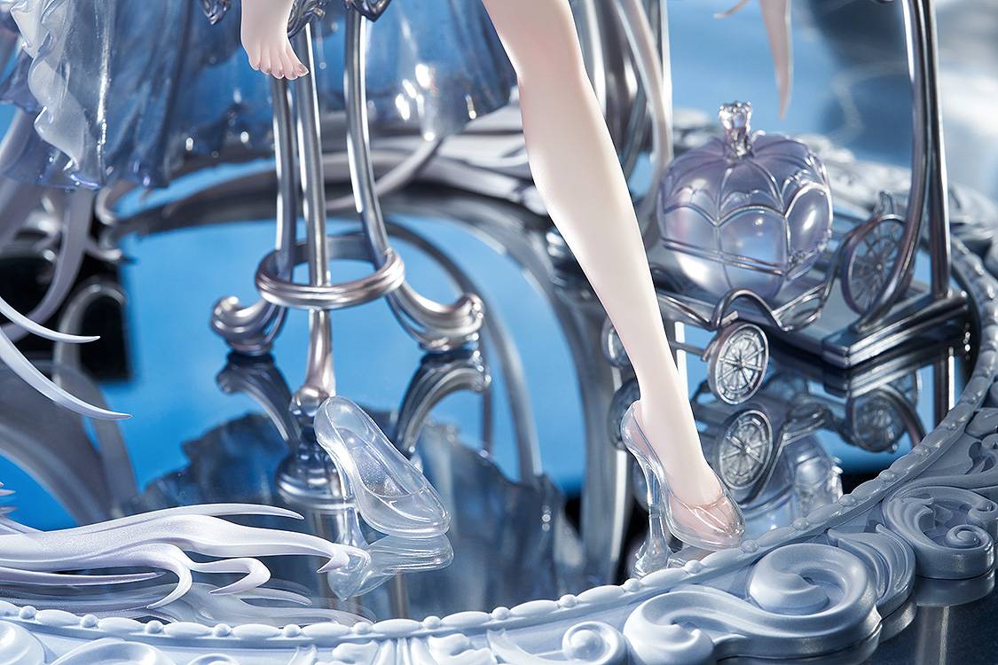 Goddess of Victory NIKKE: Cinderella (Glass Princess Ver.) 1/7 [Good ...