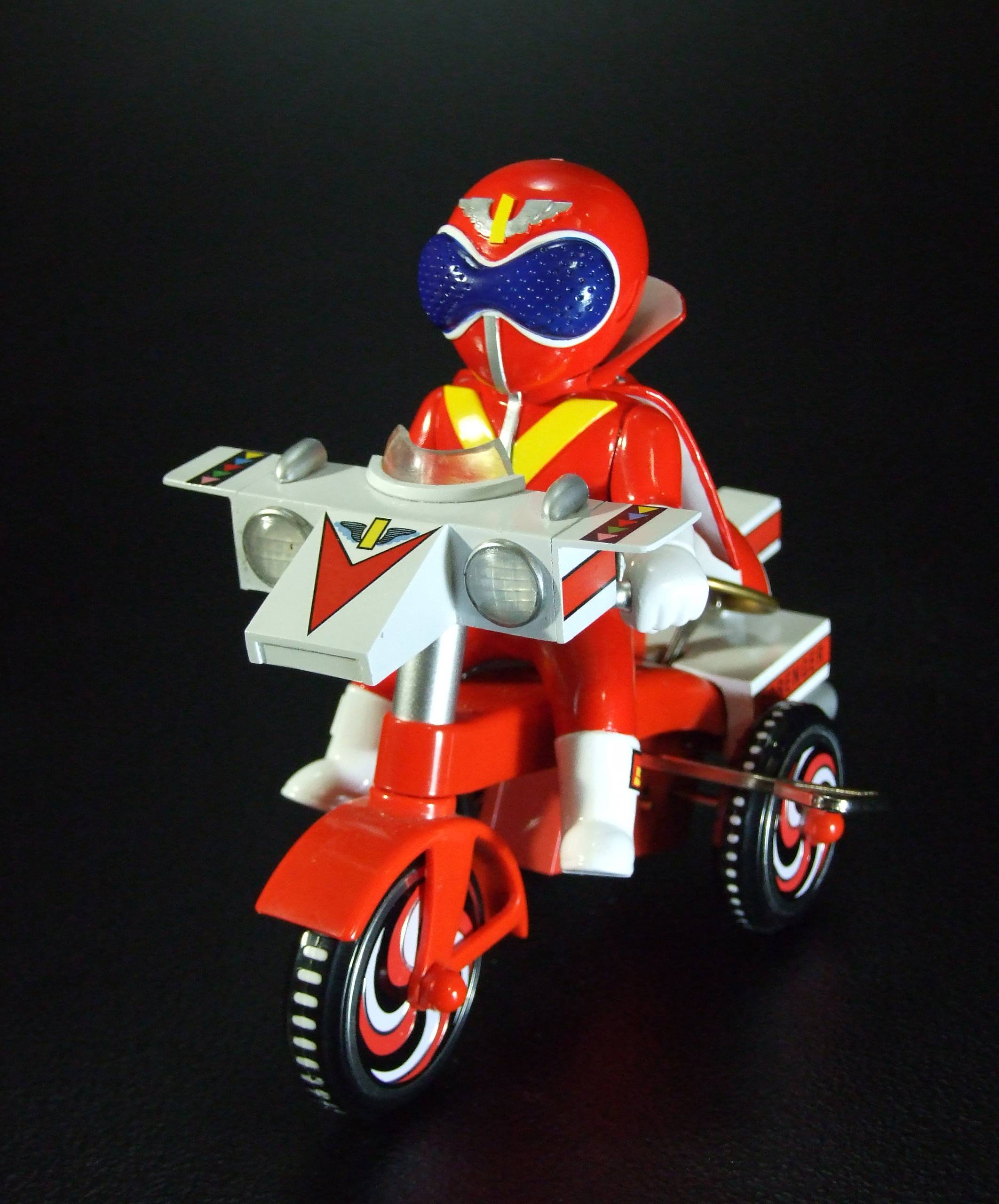 EX Tricycle: Himitsu Sentai Gorenger - Red Ranger [ArtStorm / Plex ...