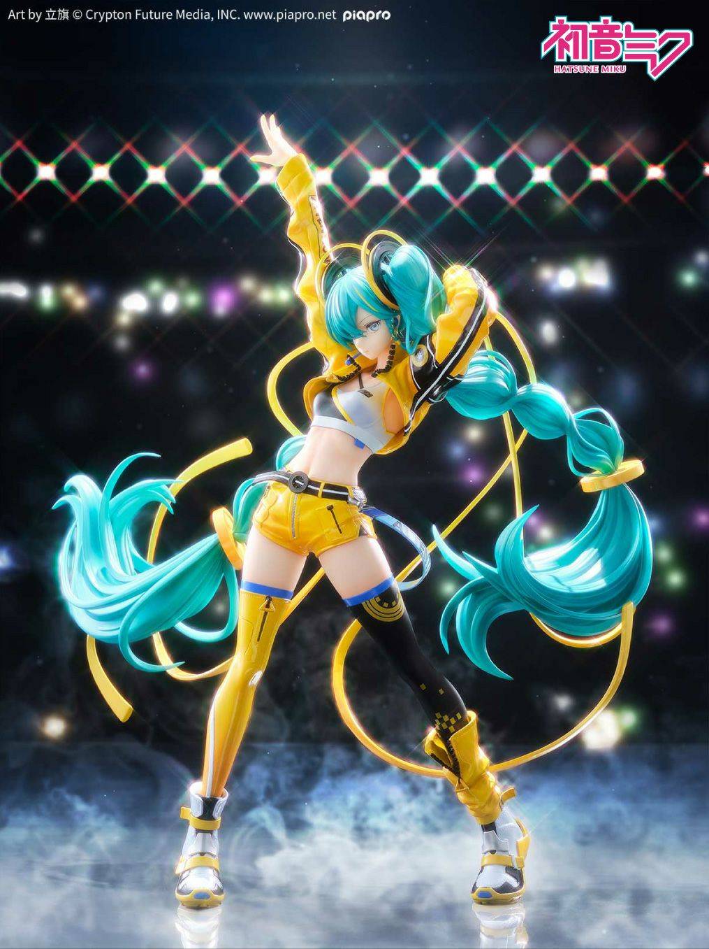 Character Vocal Series 01: Hatsune Miku (17th Anniversary Ver.) 1/7 ...