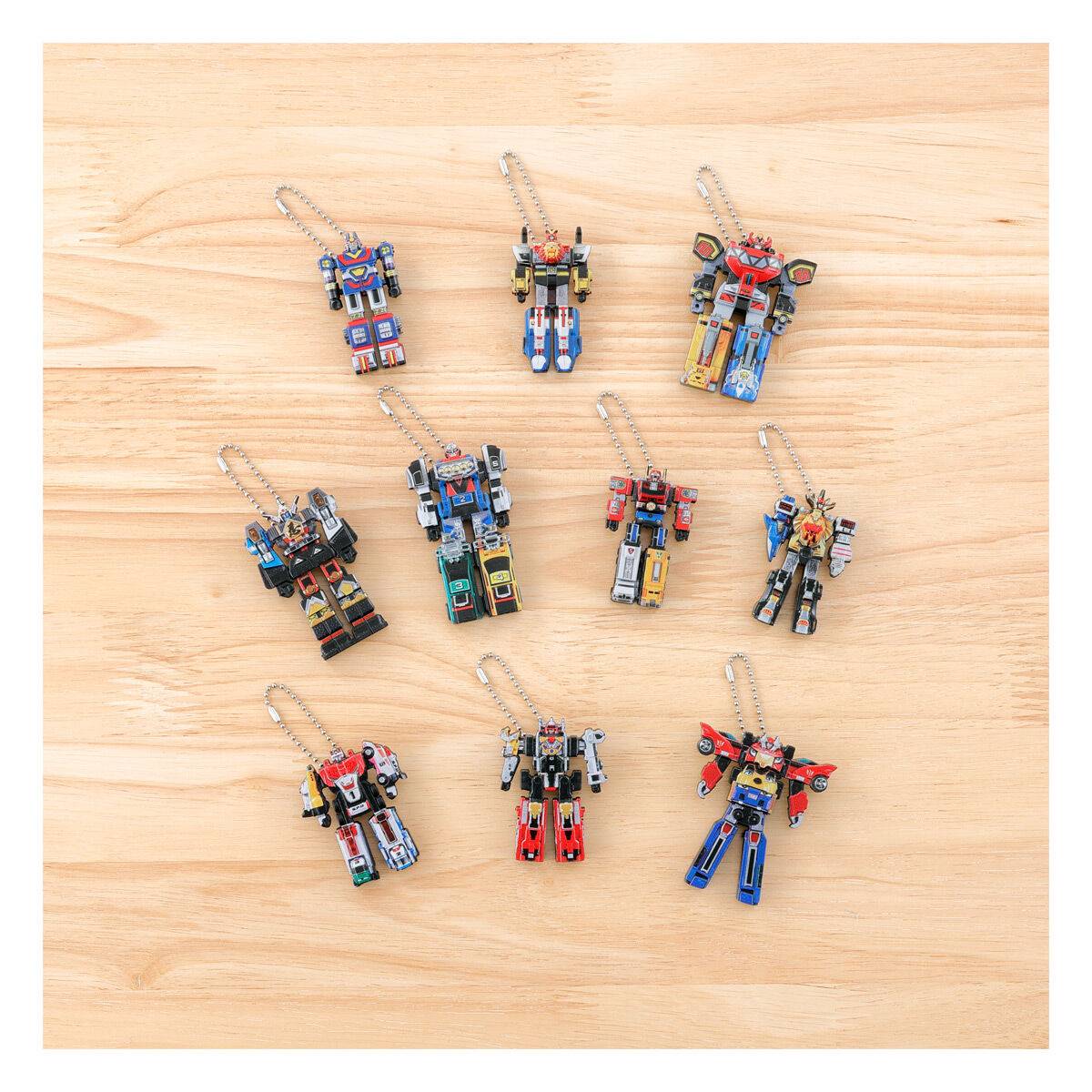 Shokugan: Super Sentai DX - Robot Charm & Chocoball (10 Packs Box ...